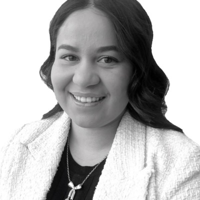 Lara Alves | Apex Advice